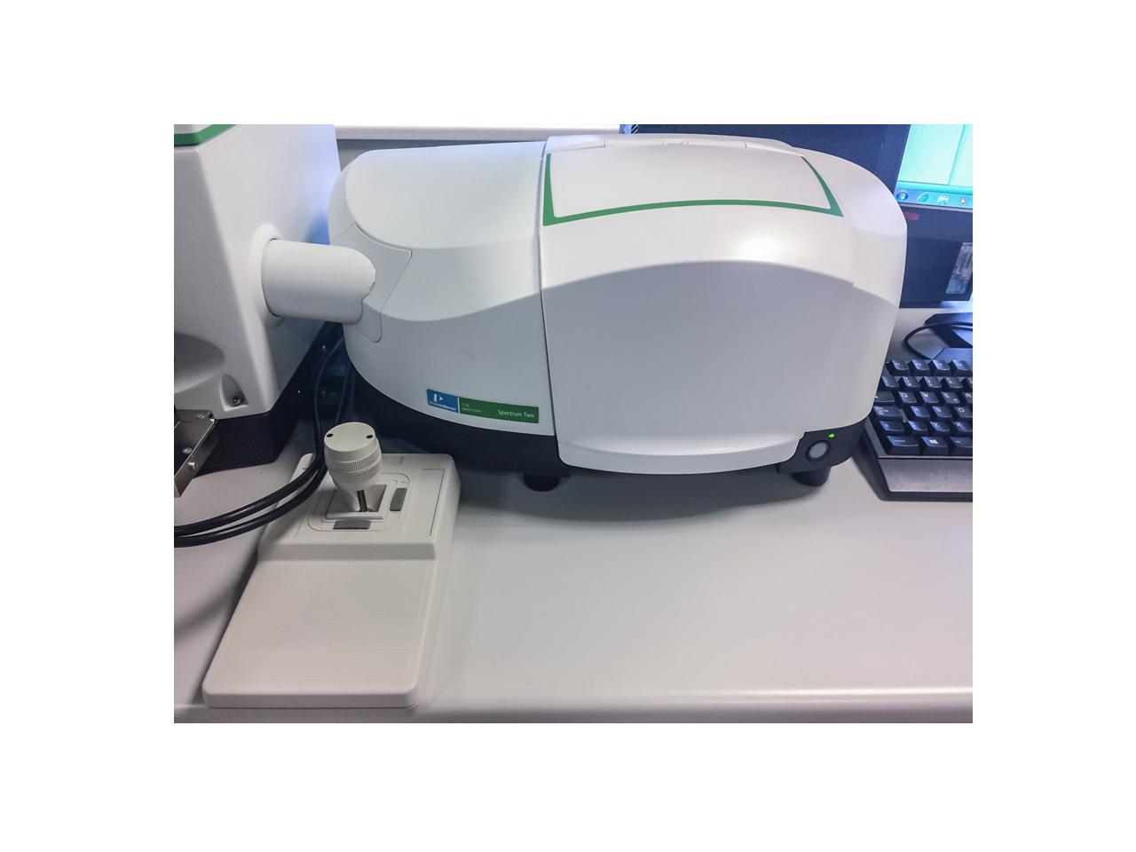 Microscopio IR Spotlight 200i de Perkin Elmer